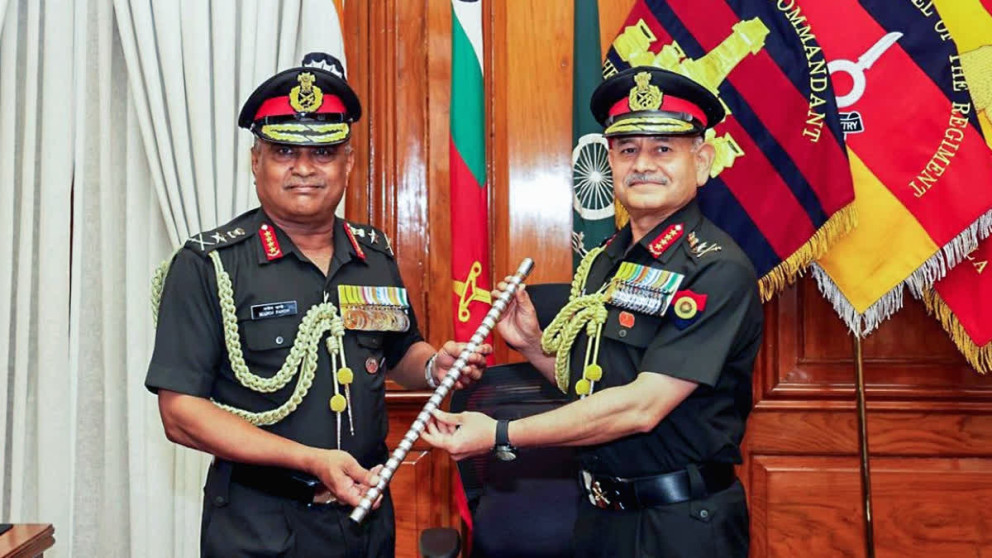 General Upendra Dwivedi Takes Charge As New Army Chief - Aryan Age